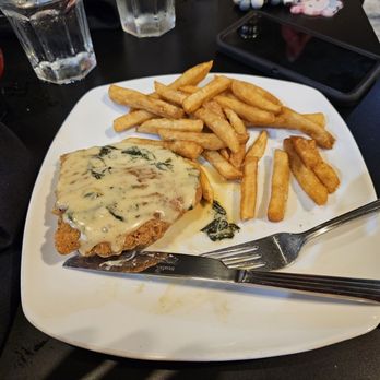 BROKEN BARREL BAR AND GRILL - Updated March 2025 - 32 Photos & 14 ...