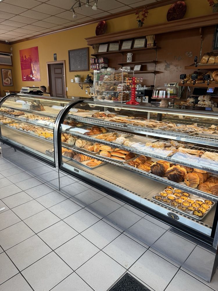 EURO FRESH BAKERY - Updated December 2025 - 45 Photos & 28 Reviews ...