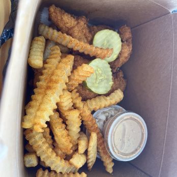 CHICKEN FIRE - Updated January 2025 - 825 Photos & 663 Reviews - 2425 E ...