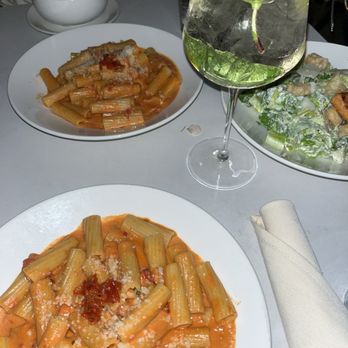 THE BELLEVUE CHICAGO - Updated March 2025 - 266 Photos & 153 Reviews ...