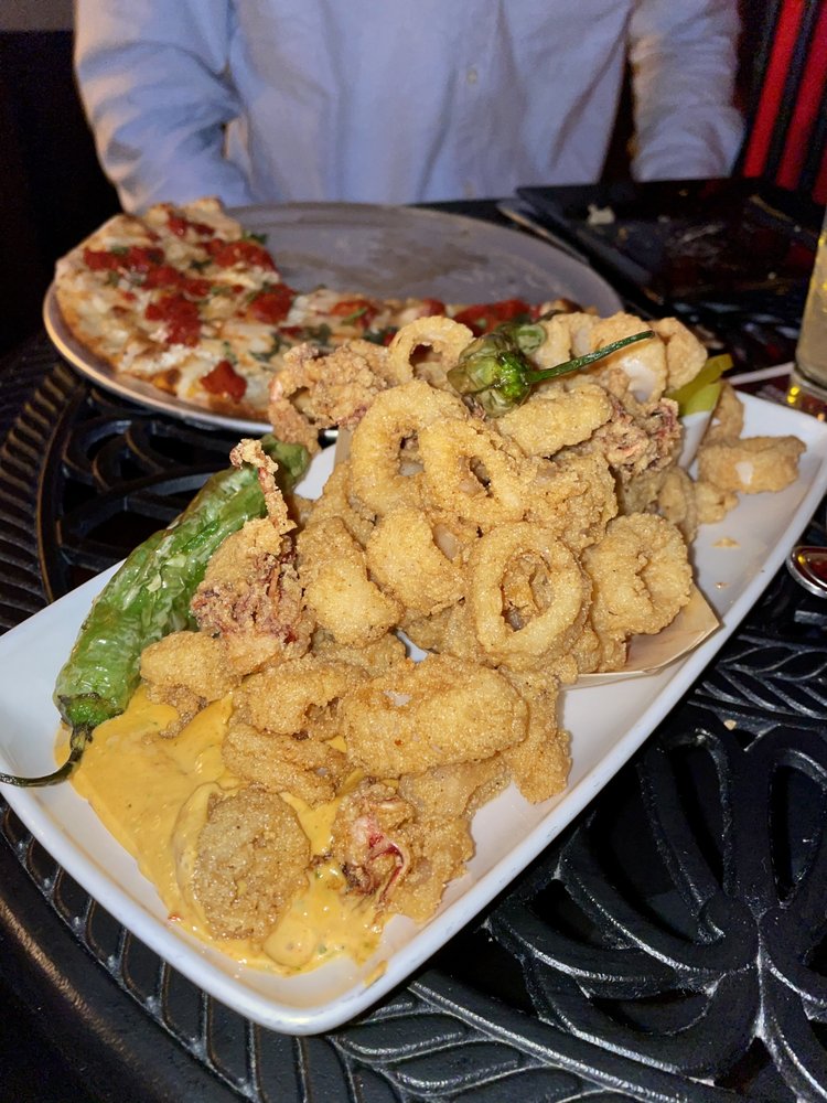 ALIBI - Updated March 2025 - 173 Photos & 442 Reviews - 215 Charles St ...