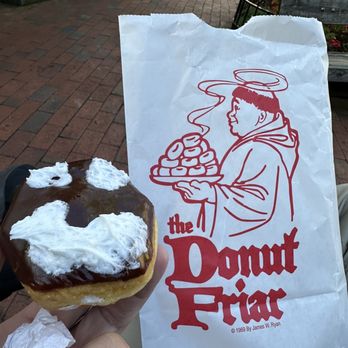 DONUT FRIAR - 395 Photos & 483 Reviews - 634 Pkwy, Gatlinburg ...