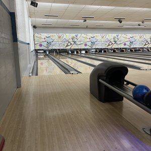 GARDENA BOWL - 174 Photos & 211 Reviews - 15707 S Vermont Ave, Gardena ...