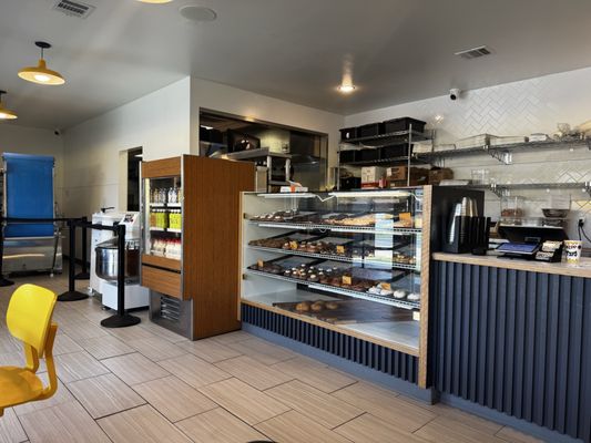 DRIPP DONUTS - Updated October 2025 - 10 Photos - 3301 Line Ave ...