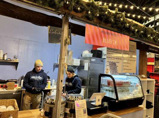 THE HOLIDAY MARKET AT SNOWPORT - Updated December 2025 - 71 Photos & 12 ...