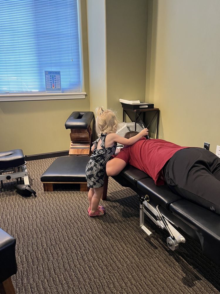 LUXIAM CHIROPRACTIC - Updated October 2025 - 50 Photos & 24 Reviews ...