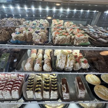 HILLCREST BAKERY - Updated October 2025 - 249 Photos & 306 Reviews ...