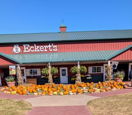 ECKERT’S ORCHARD - Updated September 2025 - 135 Photos & 64 Reviews ...