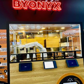 NORTHWEST ARKANSAS NATIONAL AIRPORT - XNA - Updated January 2026 - 302 ...