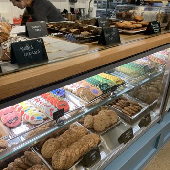 LUNA BAKERY-DOWNTOWN - Updated October 2025 - 26 Photos & 18 Reviews ...