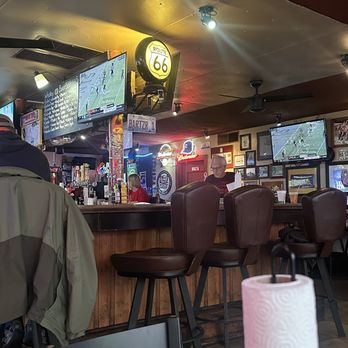 CURVE INN - Updated December 2025 - 58 Photos & 41 Reviews - 3219 S 6th ...