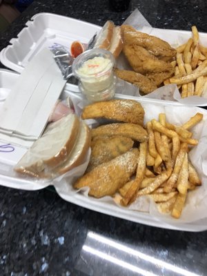 LANSING FISH MARKET - 16 Photos & 17 Reviews - 815 W Edgewood Blvd, Lansing, MI - Menu - Yelp