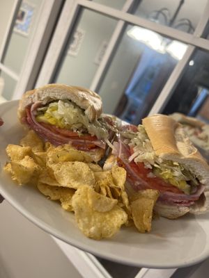 TOM’S INTERNATIONAL DELI - Updated June 2024 - 35 Photos & 58 Reviews ...