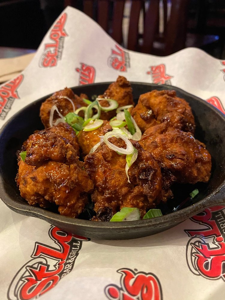 ST. LOUIS BAR & GRILL - Updated December 2025 - 29 Photos & 37 Reviews ...