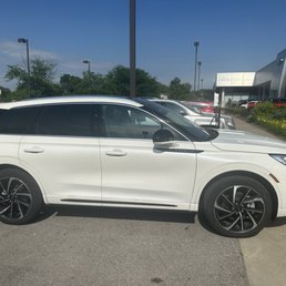 BILL COLLINS FORD LINCOLN - Updated December 2025 - 84 Photos & 135 ...