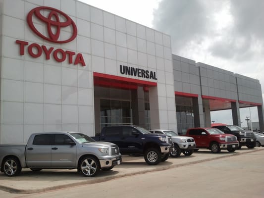 UNIVERSAL TOYOTA - Updated October 2025 - 261 Photos & 355 Reviews ...