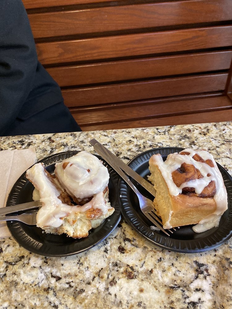 KNEADERS BAKERY & CAFE - 81 Photos & 222 Reviews - 19190 E Main St ...