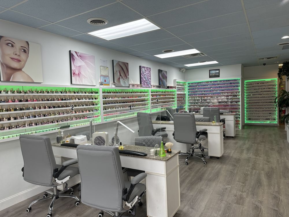 D NAILS - Updated October 2025 - 52 Photos & 36 Reviews - 16882 15 Mile ...