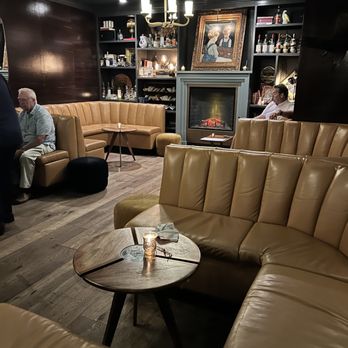 PETER KERN LIBRARY - Updated January 2026 - 282 Photos & 238 Reviews ...