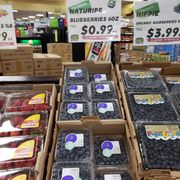 AUSTELL INTERNATIONAL FARMERS MARKET - 375 Photos & 75 Reviews - 3565 ...