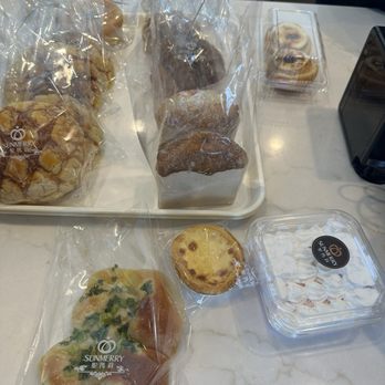 SUNMERRY BAKERY - Updated November 2024 - 612 Photos & 172 Reviews ...
