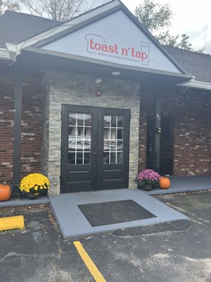 TOAST N’ TAP - Updated September 2025 - 26 Photos & 26 Reviews - 45 ...
