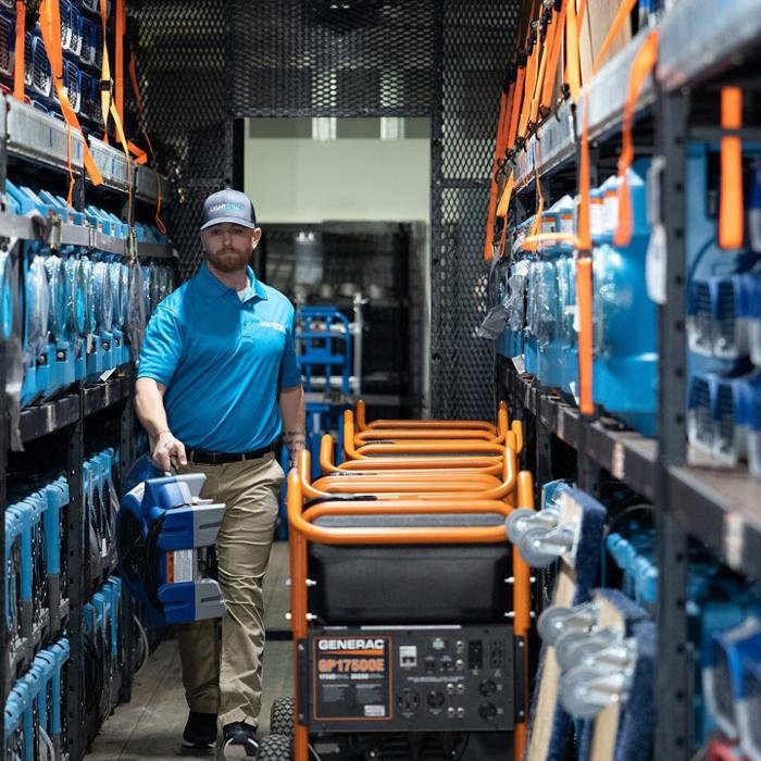 LIGHTSPEED RESTORATION - Updated July 2024 - 13 Photos - 261 Airport ...