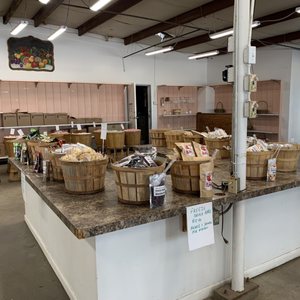 TAGGE’S FAMOUS FRUIT AND VEGGIE FARM - Updated January 2026 - 19 Photos ...