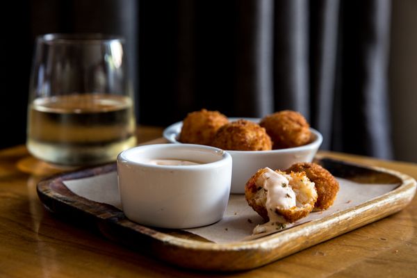 DELAROSA - 1021 Photos & 562 Reviews - 6000 Bollinger Canyon Rd, San ...