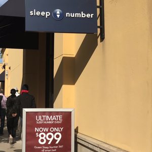 HOME CONSIGNMENT CENTER - 53 Photos & 74 Reviews - 850 E Bidwell ...