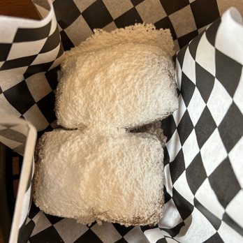 JUNEBUG CAFE - Updated December 2025 - 228 Photos & 92 Reviews - 4042 N ...