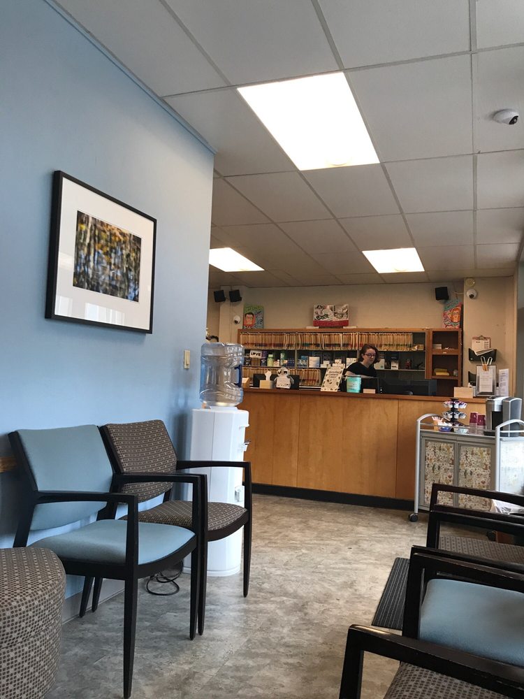 ROCKRIDGE OPTOMETRY - 33 Photos & 150 Reviews - 5321 College Ave ...