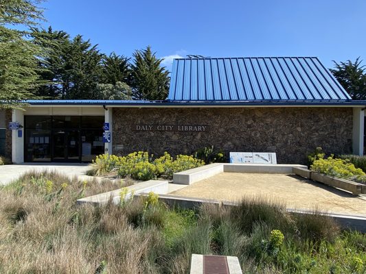 SERRAMONTE MAIN LIBRARY - Updated December 2025 - 24 Photos & 49 ...