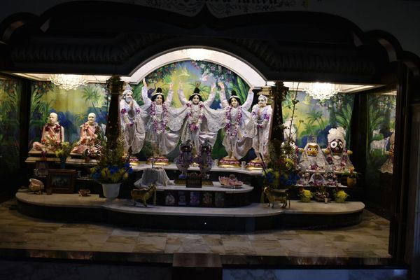 ISKCON HAWAII - Updated December 2025 - 14 Photos & 12 Reviews - 51 ...