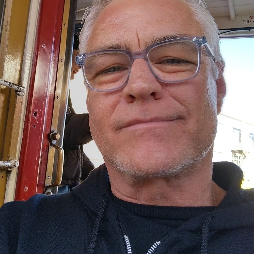 Johnny Nava's Instagram, Twitter & Facebook on IDCrawl