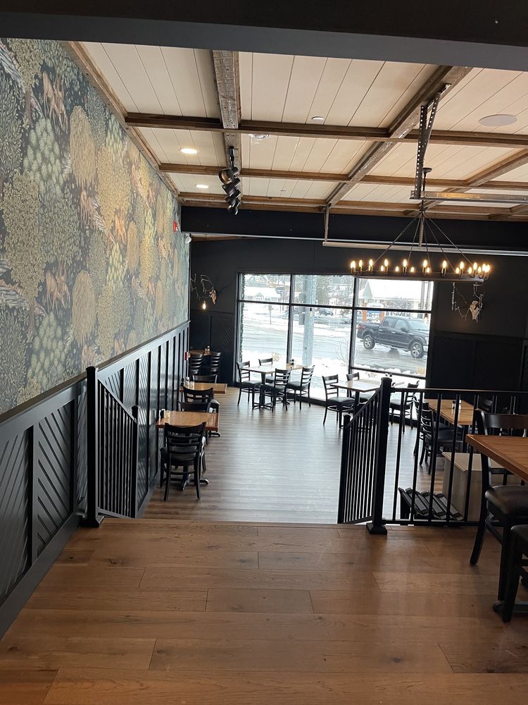 QUEEN’S HEAD PUB - Updated September 2024 - 32 Reviews - 1 Portland Rd ...