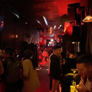 RAVEN BAR - 560 Photos & 653 Reviews - 1151 Folsom St, San Francisco ...