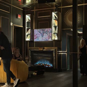 PROPER ORLANDO - Updated March 2025 - 177 Photos & 68 Reviews - 112 S ...