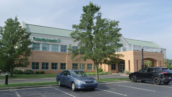 PRIORITY HEALTH - Updated December 2025 - 60 Reviews - 1231 E Beltline ...