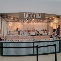 LADY YUM - DENNY TRIANGLE - Updated June 2025 - 718 Photos & 397 ...