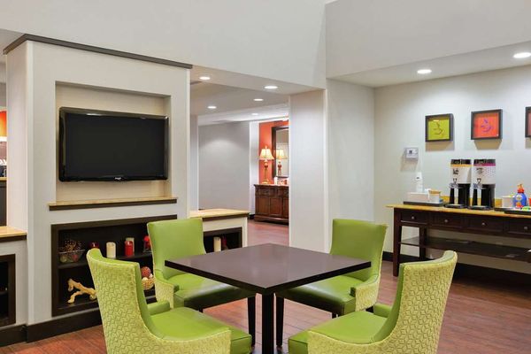 HAMPTON INN & SUITES SAN LUIS OBISPO - 132 Photos & 125 Reviews - 1530 ...