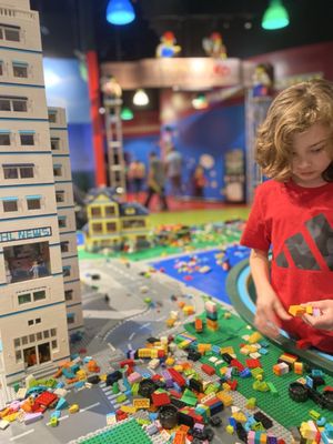 LEGOLAND DISCOVERY CENTER - Updated October 2025 - 493 Photos & 527 ...