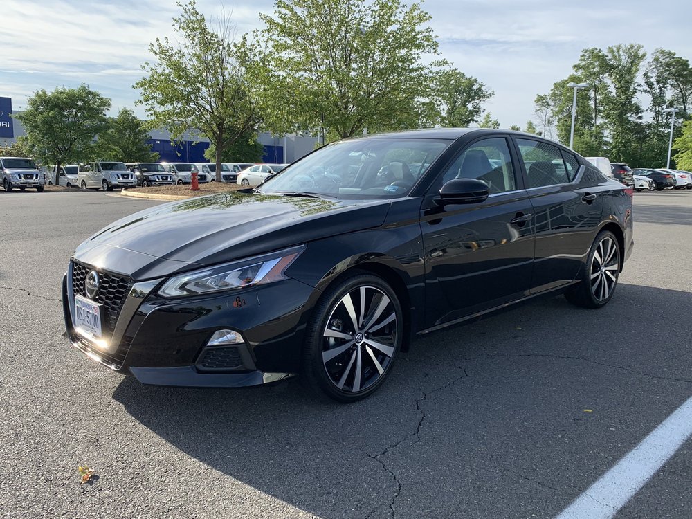 PRIORITY NISSAN CHANTILLY - 35 Photos & 262 Reviews - 14840 Stonecroft ...