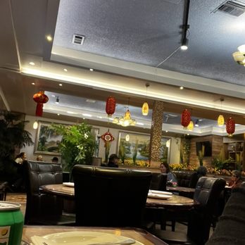 GOLDEN PALACE CHINESE RESTAURANT - Updated January 2026 - 256 Photos ...