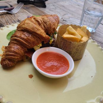 LITTLE LION CAFE - Updated May 2024 - 677 Photos & 727 Reviews - 1424 ...