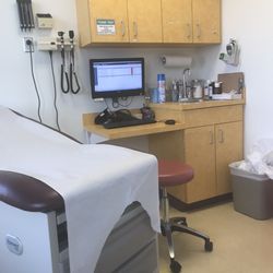 COMMONWEALTH SLEEP CENTER - 12 Photos & 15 Reviews - 4660 Kenmore Ave ...