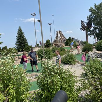 THUNDER ROAD - Updated October 2025 - 28 Photos & 20 Reviews - 2902 ...