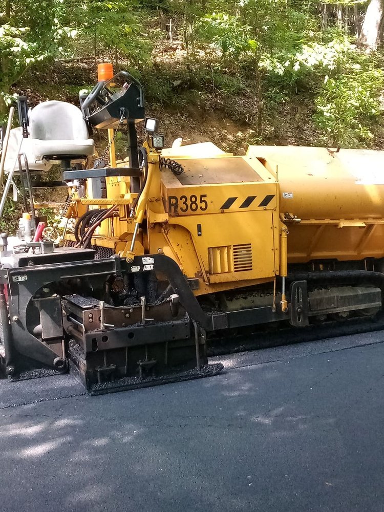 ABSOLUTE ASPHALT & ASPHALT MAINTENANCE - Updated December 2025 - 60 Blacktop Rd, Charleston ...