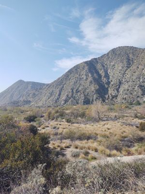EL ENCANTO TRAIL HIKE - 29 Photos - 100 Old San Gabriel Canyon Rd ...