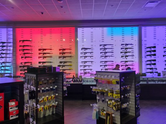 RELOAD QUALITY INDOOR SHOOTING RANGE - 63 Photos & 88 Reviews - 40050 ...